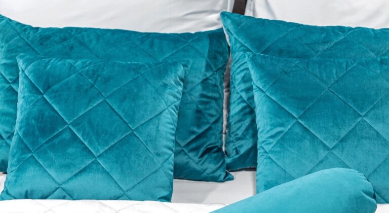 TYPES OF Plush Or Minky Fabric - Are They Safe For Clothing - SewGuide