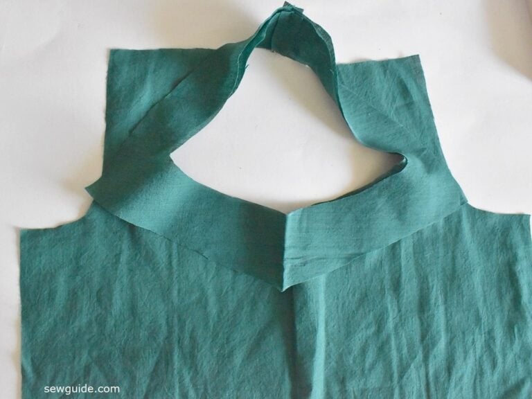 How To Sew A Queen Anne Neckline - SewGuide