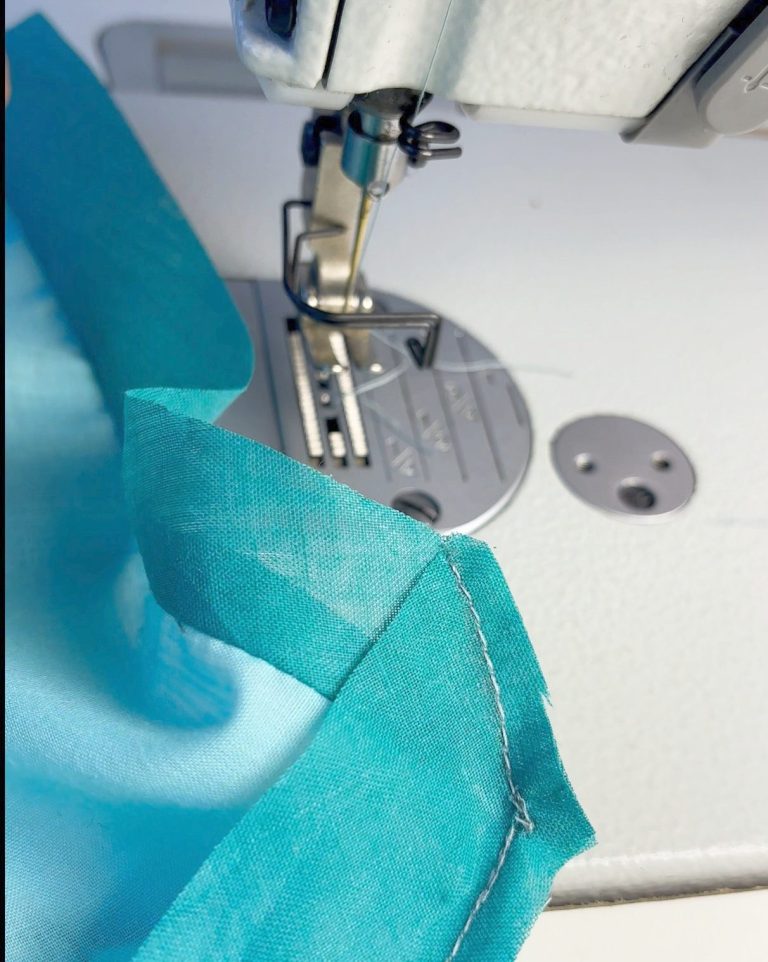 How To Join The Ends Of Fabric Strip Pieces Without Bulk -before And ...