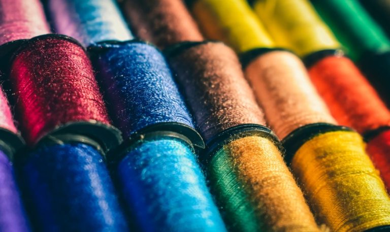 Choosing Threads For Machine Embroidery: Rayon, Polyester, Or Cotton