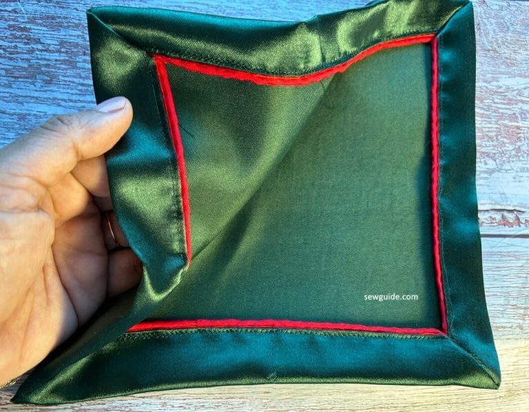Inset Trim Tutorial: With Mitered Corners - SewGuide